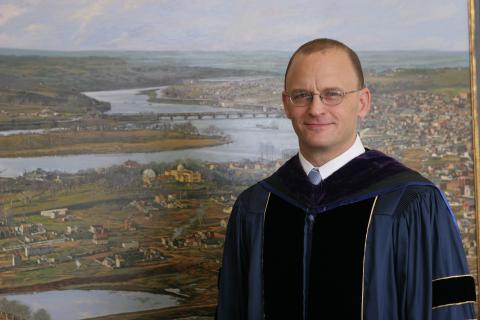 Dean Morant Announces Gregory Garre as Diploma Ceremony Speaker | GW ...